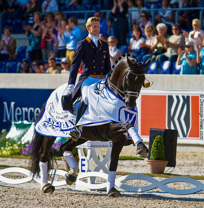 Totilas Dies at 20 Years Old - Dressage-News