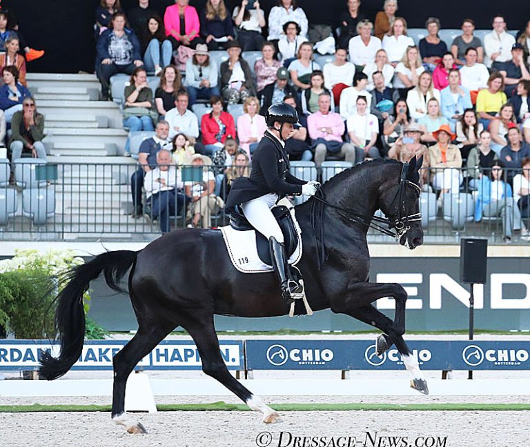 Isabell Werth Rides Wendy to German Grand Prix Special Championship to ...